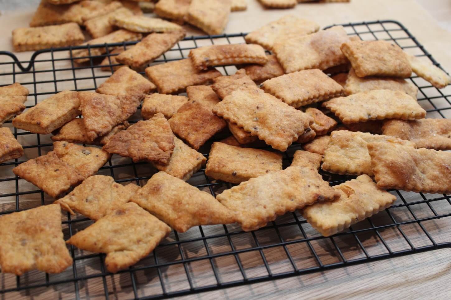 Domowe krakersy serowe bez chemii - Blog Matczyne Fanaberie